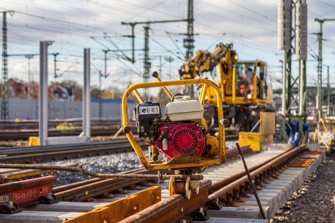 Rail Maintenance | DB Rail Academy Rail Maintenance | DB Rail Academy